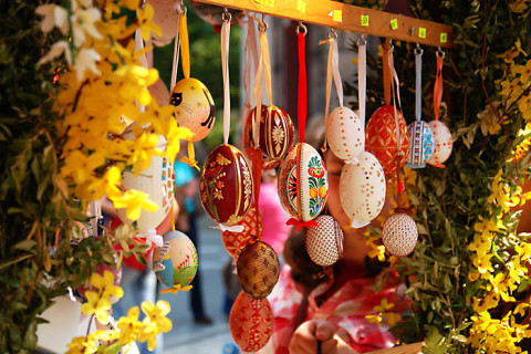 Ukrainian Easter Traditions - Ukrainian people
