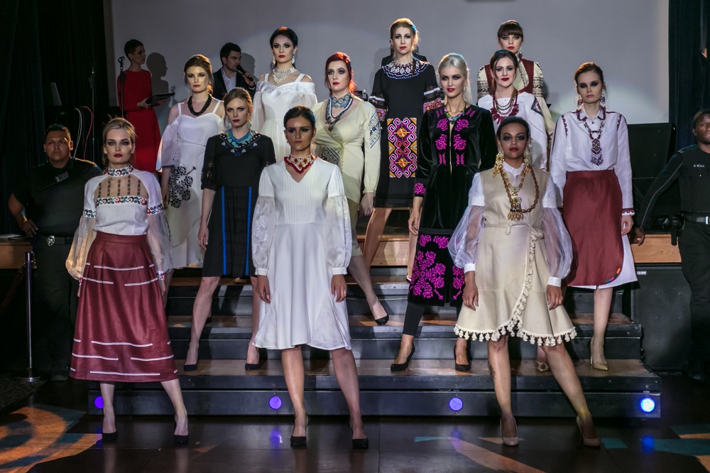 Ukrainian People Fashion Show (Spring-Summer-2018) (ВІДЕО, ФОТО ...